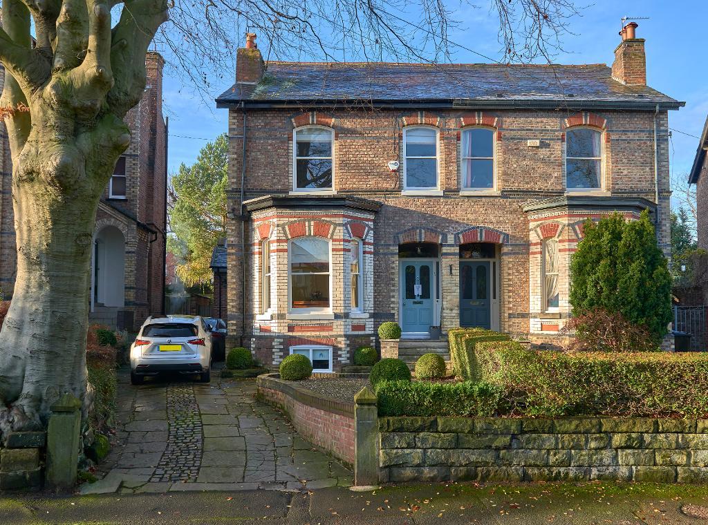 Jackson Maunders | Estate Agents in Altrincham