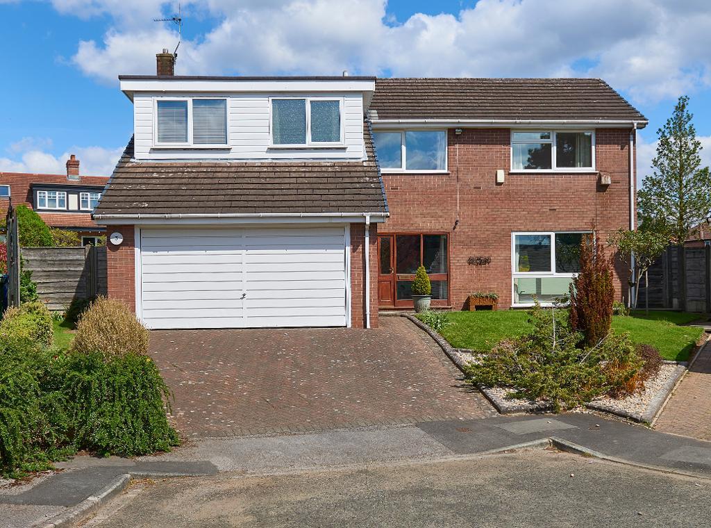 Jackson Maunders | Estate Agents in Altrincham